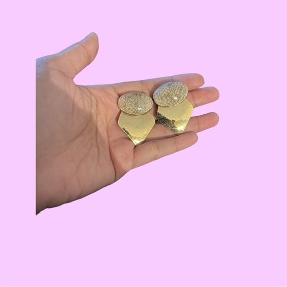 Vintage | Jewelry | Vintage 8s Snake Skin Print And Gold Posts ...